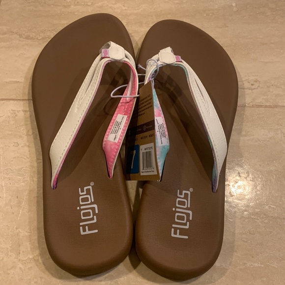 Flojos | Shoes | Flojos Flip Flops | Poshmark
